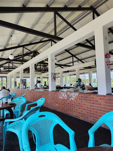 Hela Bojun Hala Vehicle Park හෙළ බොජුන් හල Anuradhapura