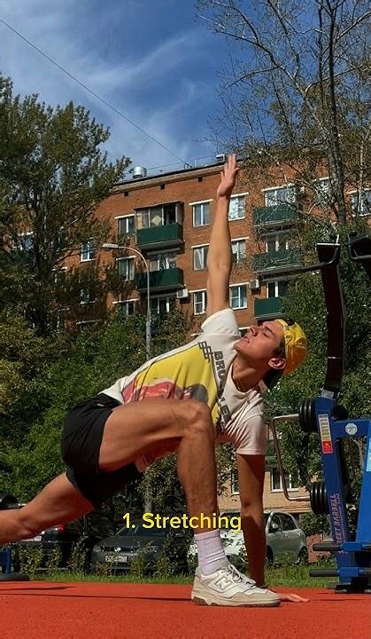 Простая и эффективная тренировка на площадке на всё тело Работает безотказно😉 Youtube