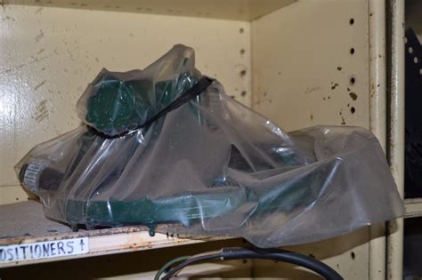 Contents Of Shelve Positioners Brackets