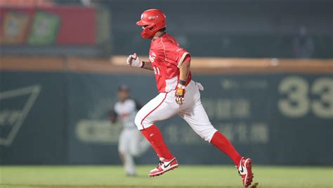 中職／李凱威掃生涯最多5安、林智勝賣命跑最老三壘安 狂龍敲暈不敗獅 運動 三立新聞網 Setncom