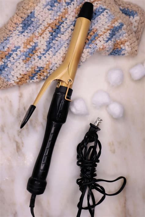 How To Clean A Sticky Curling Iron Easy Steps