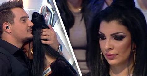 Andreea Tonciu In Lacrimi Motivul Care A Facut O Sa Izbucneasca In