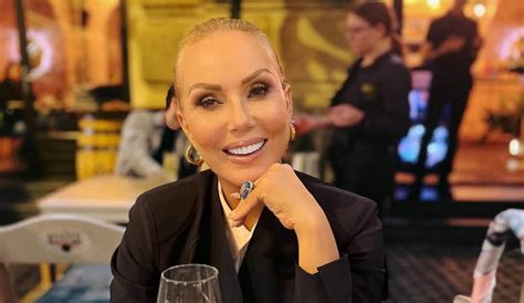 Jelovnik Za Dijetu S Kojom Je Lepa Brena Skinula 17 Kilograma Story