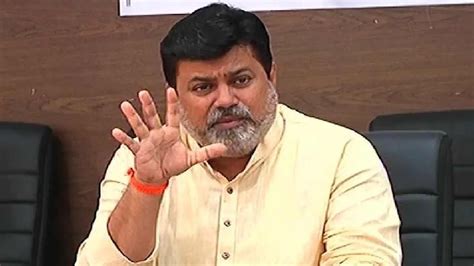 मुंबई महापालिकेतले बोके कोण उद्योग मंत्र्यांचा शिवसेनेच्या या बड्या नेत्यावर आरोप Marathi