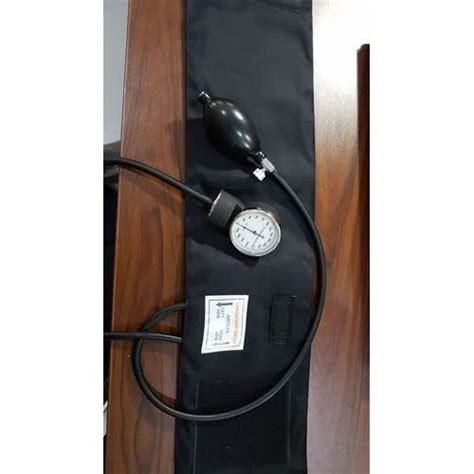 Aneroid Bp Machine At Rs 400 Sphygmomanometer In Kolkata Id
