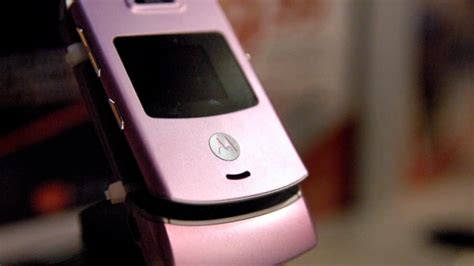 The Iconic Motorola Razr Flip Phone Is Making A Comeback In August