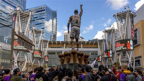 New Kobe Statue Has Multiple Typos Lakers Are Working To Correct