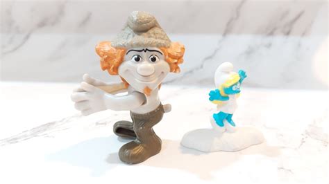Hackus With Smurfette Collectible Toy Hobbies And Toys Toys And Games On Carousell