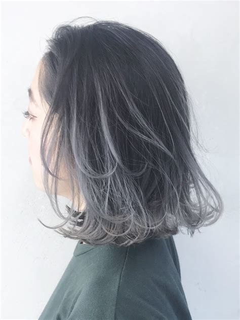 アッシュ系ヘアカラー【暗め～明るめ・ブリーチなし】23選 Arine アリネ 髪 色 ヘアカラー ヘアスタイリング