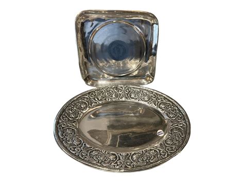 Lot 2 Aluminum Serving Trays Including Wilton Armetale Wm And Mary