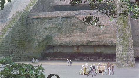 Lego Star Wars Základní Sada Yavin Iv Rebel Base O Které Se Traduje