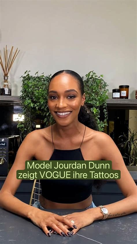 Model Jourdan Dunn Zeigt Vogue Ihre Tattoos Wunderschöne Frau Trends