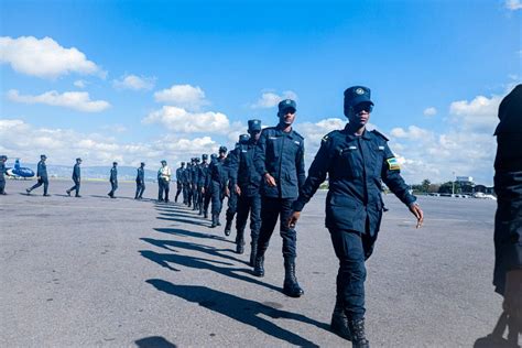 U Rwanda Rwohereje Abapolisi Mu Butumwa Bwa Loni Muri Santarafurika Amafoto