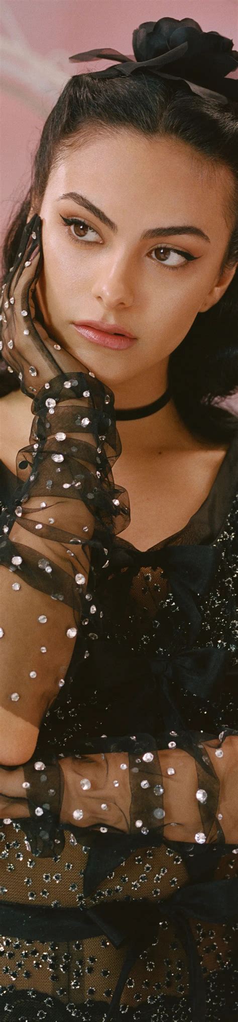 700x3000 Resolution Camila Mendes New 2022 700x3000 Resolution