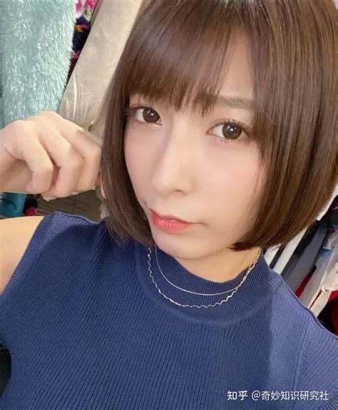 业界女星 Cosplay”入侵二次元，各位女老师的扮相打几分？—奇怪研究（22） 知乎