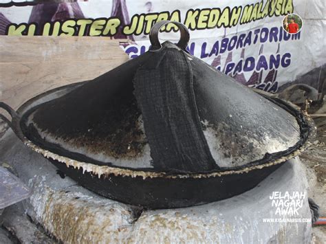 Jelajah Nagari Awak Kue Mangkuak Sayak Jajanan Jadul Citarasa Minangkabau