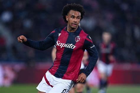 Milan la dirigenza rossonera è folle di Zirkzee l investimento