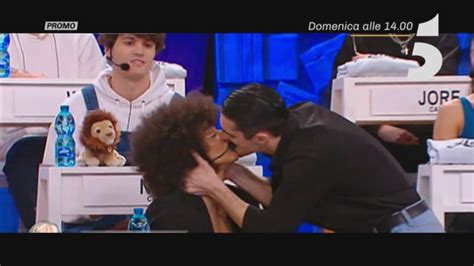 Amici Ti Aspetta Domenica Febbraio Amici Clip Witty Tv