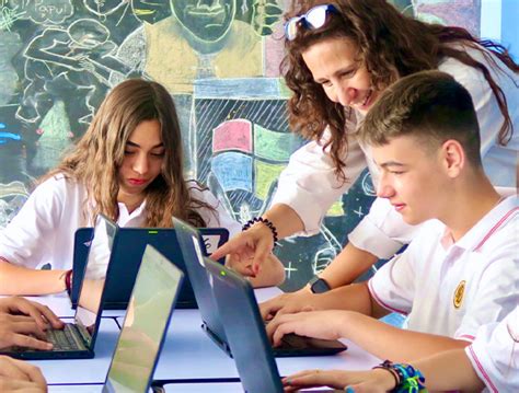 Proyecto Educativo De Centro Grupo Colegios SEI