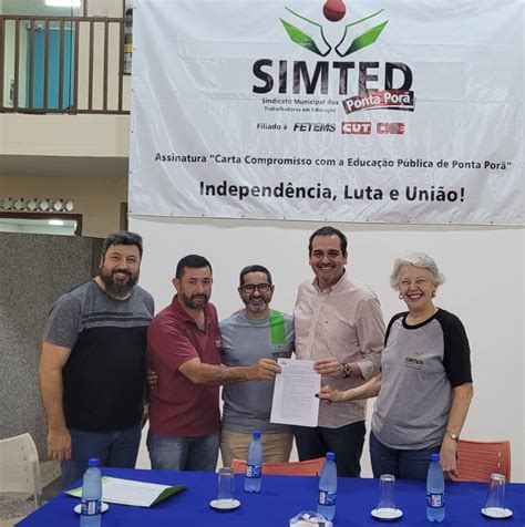 Eduardo Campos assina Carta Compromisso a Educação PORTALDEPONTA