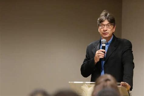 Pochmann Indica Possível Mudança Em Divulgações Do Ibge IstoÉ Dinheiro