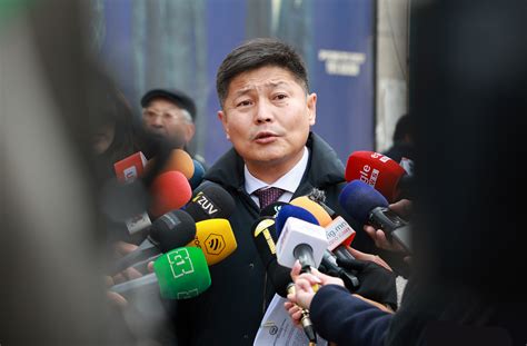 Урт цагааны барилгыг нурааж дахин төлөвлөхөөр иргэдээс санал авч байна