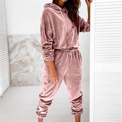 Yardsong Women Velour Sweatsuits 2 Piece Tracksuit Sets With Pockets