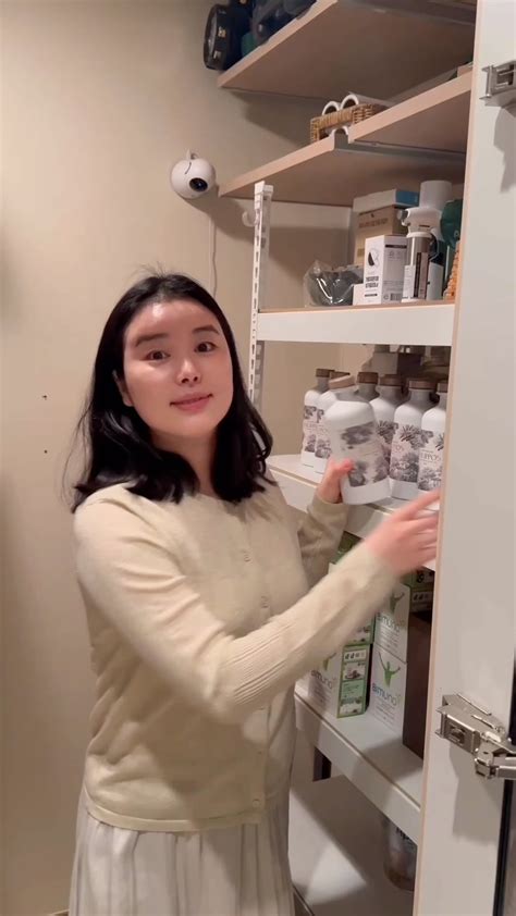 기요니 남편 반주할때 야식먹기 땐땐이도 함께하고 싶은지 잘 자다가 이시간만되면 깨서 말똥말똥해요😅 주말이 또이렇게 지나가네요🌝흐흑 남은 시간도 애껴 보내야지 다들 좋은