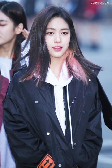 190301 Kbs Music Bank Ryujin Itzy 있지 Itzdifferent Dalladalla
