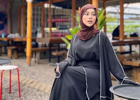Cimoy Montok Pamer Foto Mantap Berhijab Disebut Mirip Lesti Kejora Okezone Women