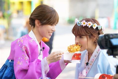 한복입은 모모노기 카나 이치카와 마사미 걸그룹 연예인 움짤저장소