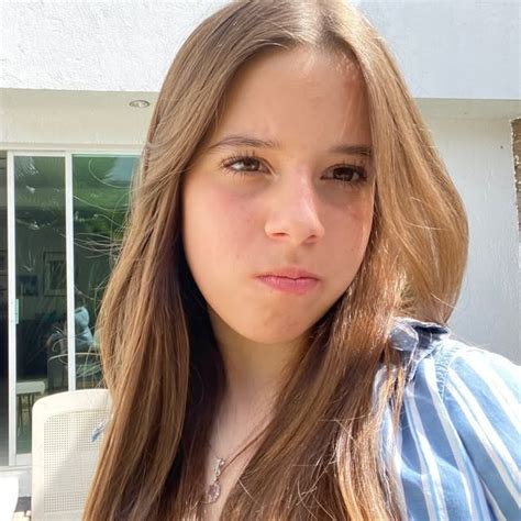 Sofia Sofiaponcer On Threads