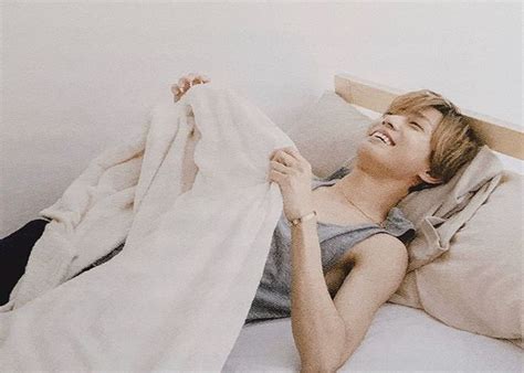 ♔やすちゃん♔はinstagramを利用しています「 ︎kingandprince ︎ この1枚目の紫耀くん、パッと見何も着てないように見え