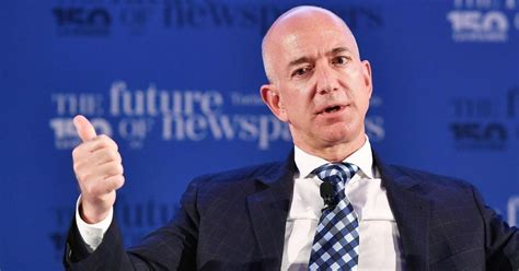Jeff Bezos alcanza una fortuna de más de millones de dólares
