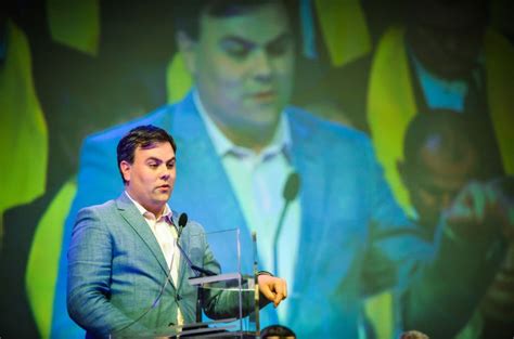 Video Viceprimarul Sibiului Răzvan Pop ”fac Un Apel Către Toți Sibienii Să Iasă în Stradă”