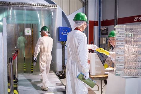 Centrale nucléaire de Saint Alban accès règlementé en zone contrôlée