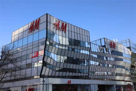 知名巨头又宣布：关店！销售市场人民币