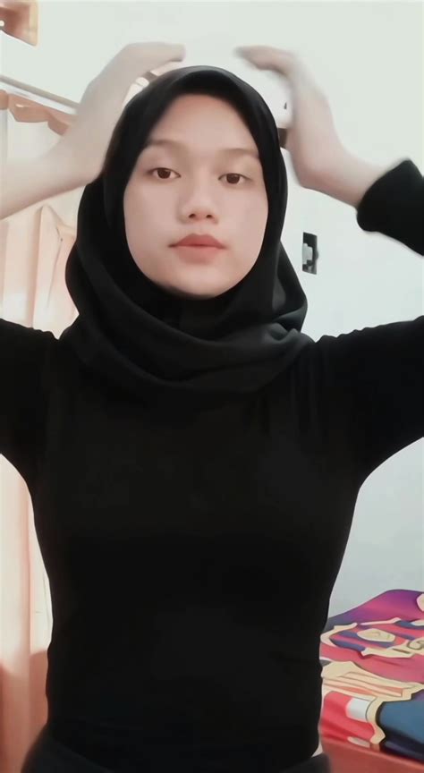 Sepongan Hijab Hitam Eporner