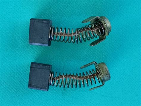 カーボンブラシの交換時期と注意点 ナカタニ機工