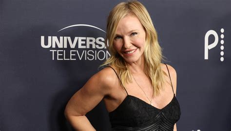 SVU S Latest Kelli Giddish News Makes The Case For A One Chicago