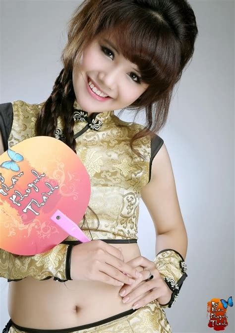 Seri Nh G I P Trong Trang Ph C Trung Qu C Ch I Game Avatar Tr N I N Tho I M Y T Nh M I