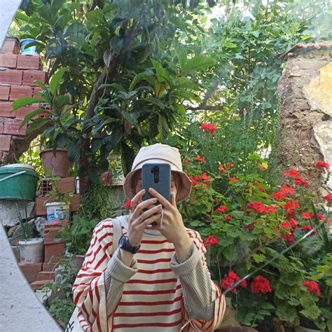 Anu Adlı Kullanıcının Hijabi Girl Panosundaki Pin Afgan Kızı