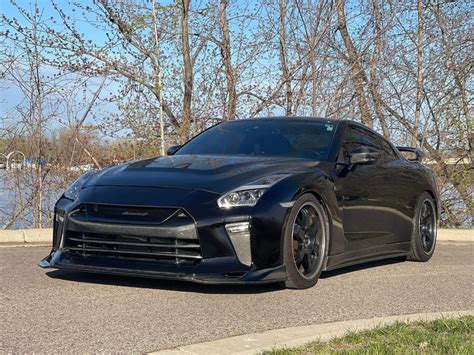 Ts Style Carbon Fiber Car Front Lip Diffuser Nissan Gtr R35 The Carbon Industries