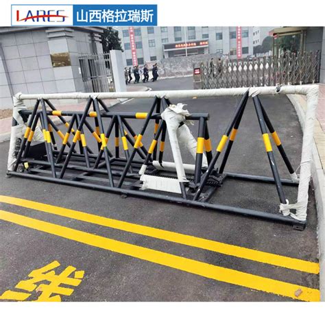 移动拒马活动护栏部队监狱企业学校门口电手动拒马防撞路障护栏 阿里巴巴