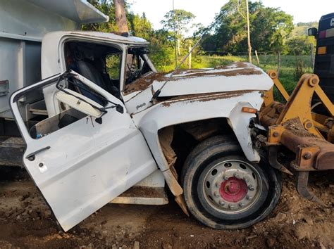Acidente deixa uma pessoa ferida na zona rural de Elísio Medrado