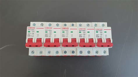 Át 1 chiều dc 32a lw 1000v bộ ngắt mạch cb dc 1000v