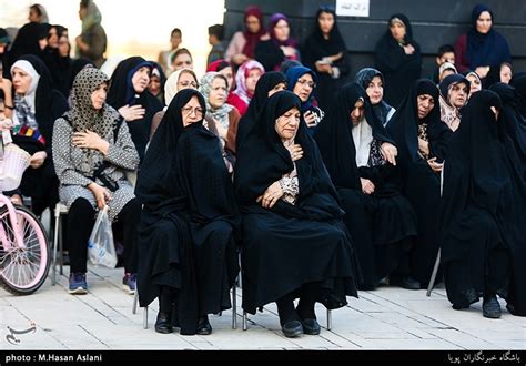 اهتزاز پرچم گنبد امام حسینع بر فراز مزار شهدای گمنامعکس تسنیم