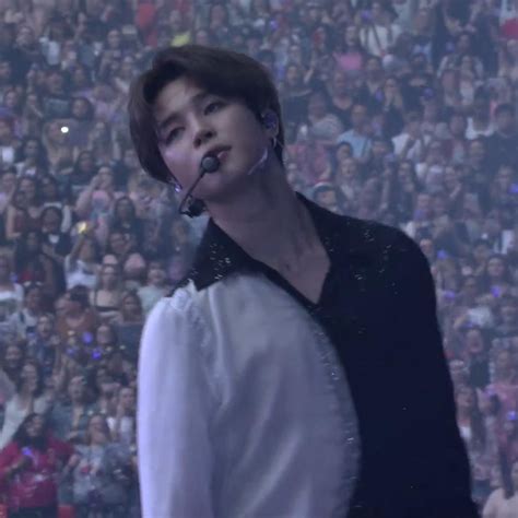 190601 Speak Yourself Tour In Wembley JIMIN ICON BTSatWembley