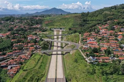 Fakta Unik Tol Cisumdawu Yang Baru Diresmikan Jokowi Ternyata Tol
