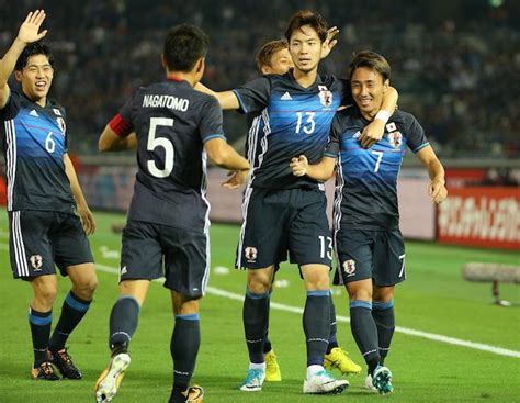 あなたはサッカーにわかファンですか？もしそうなら今すぐこれを読んでサッカー通になってください！ Footwall